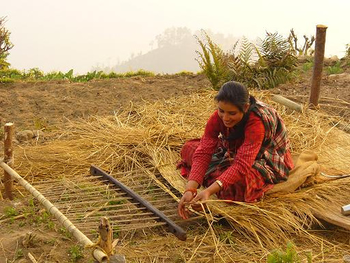 Gundri: The Traditional Hand-Woven Rice Straw Mat of Nepal - Wonder Nepal