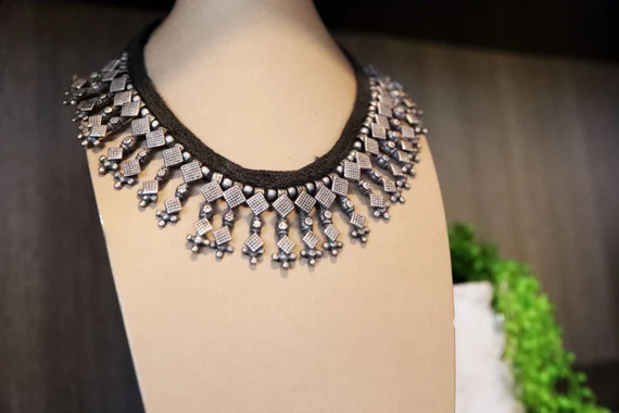 Artisanal Beadwork: The Craft of Nepali Tharu Jewelry - Wonder Nepal